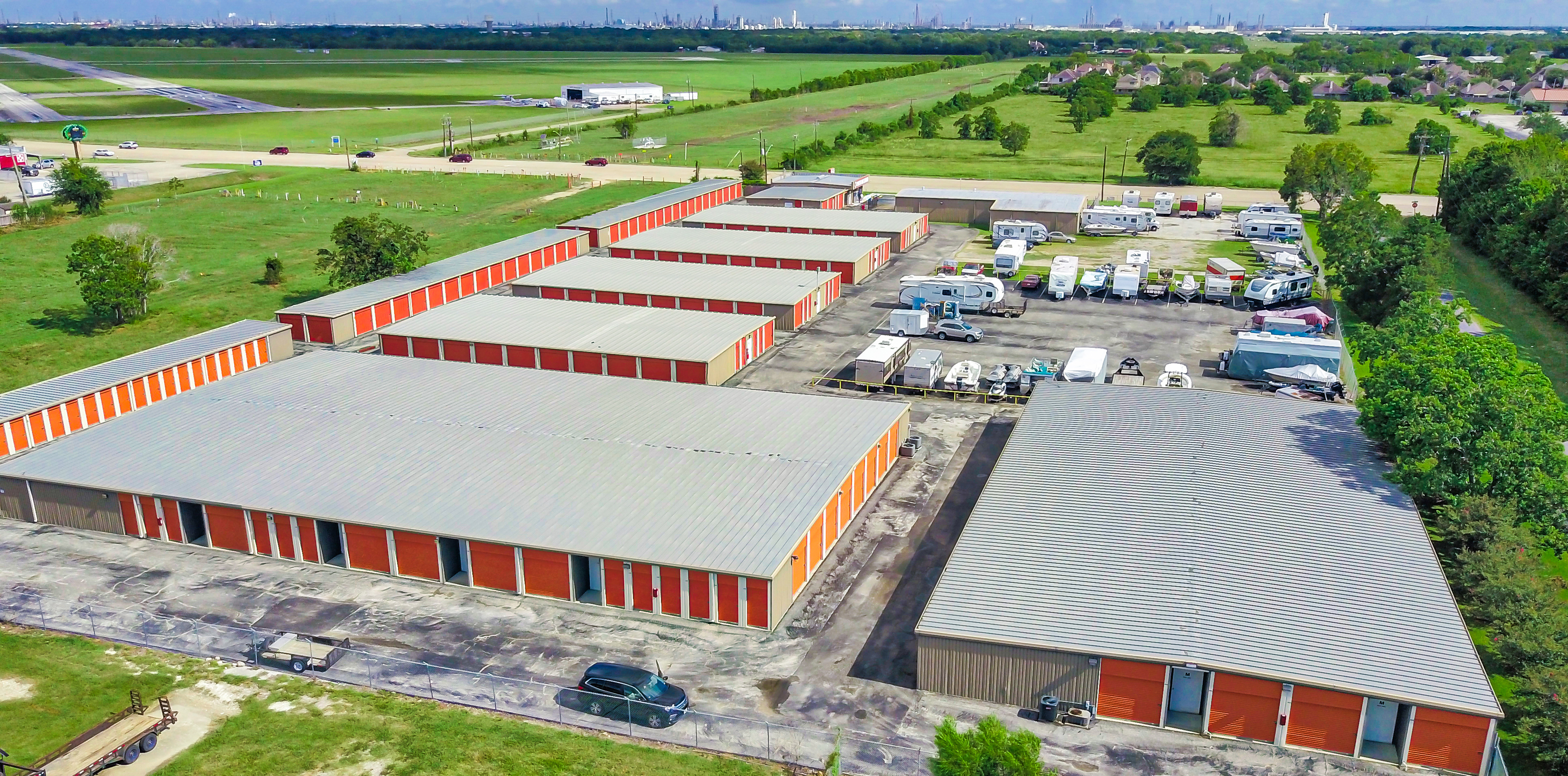 The LeClaire Group of Marcus & Millichap Sells Spencer Mini Storage in ...